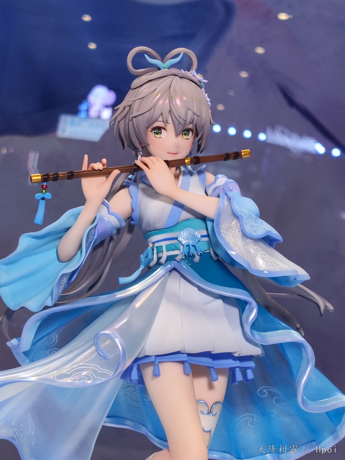 F:NEX 洛天依 歌行 BW返图 | Hpoi手办维基