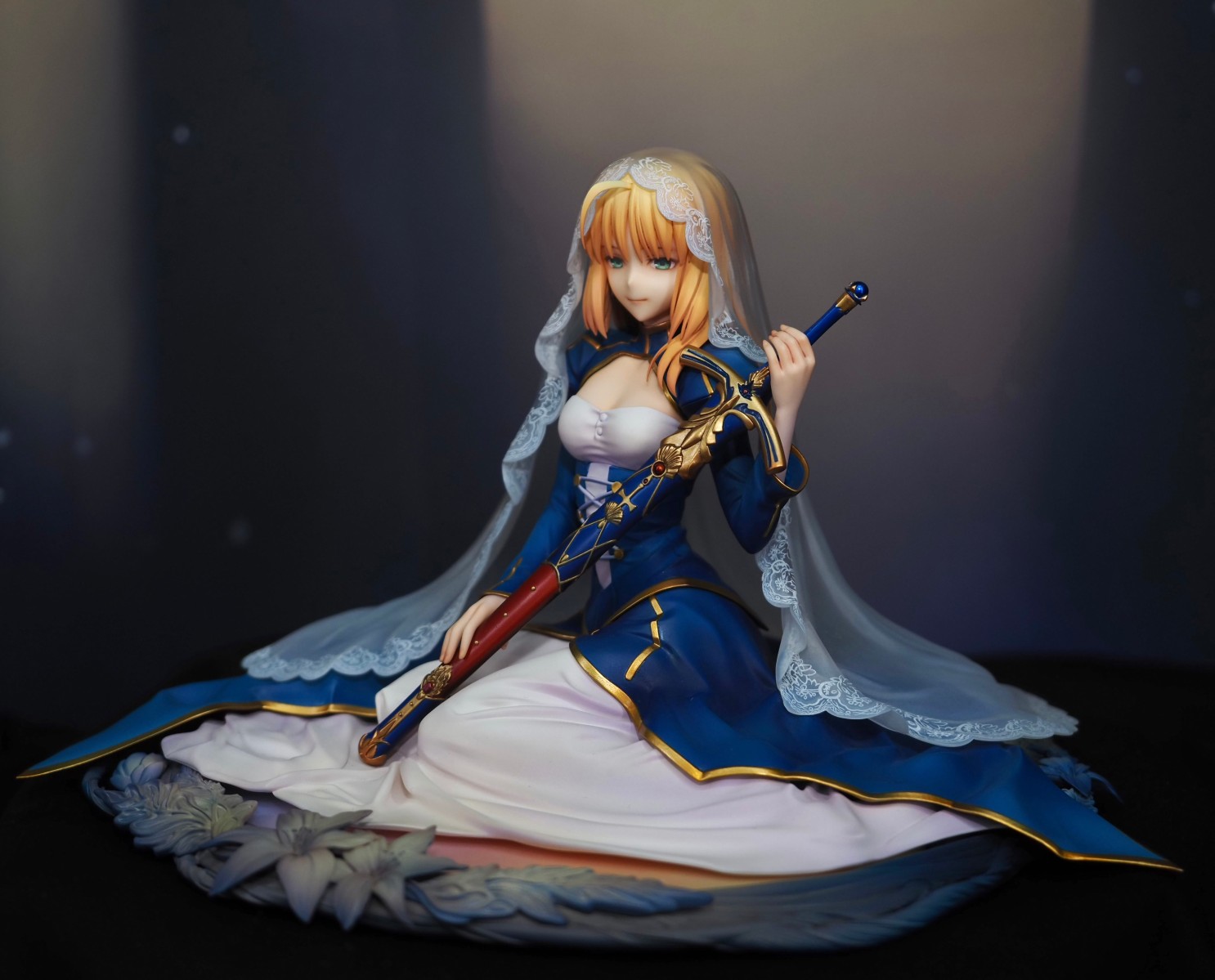 命运之夜 剑士（Saber） -阿瓦隆之庭- | Hpoi手办维基