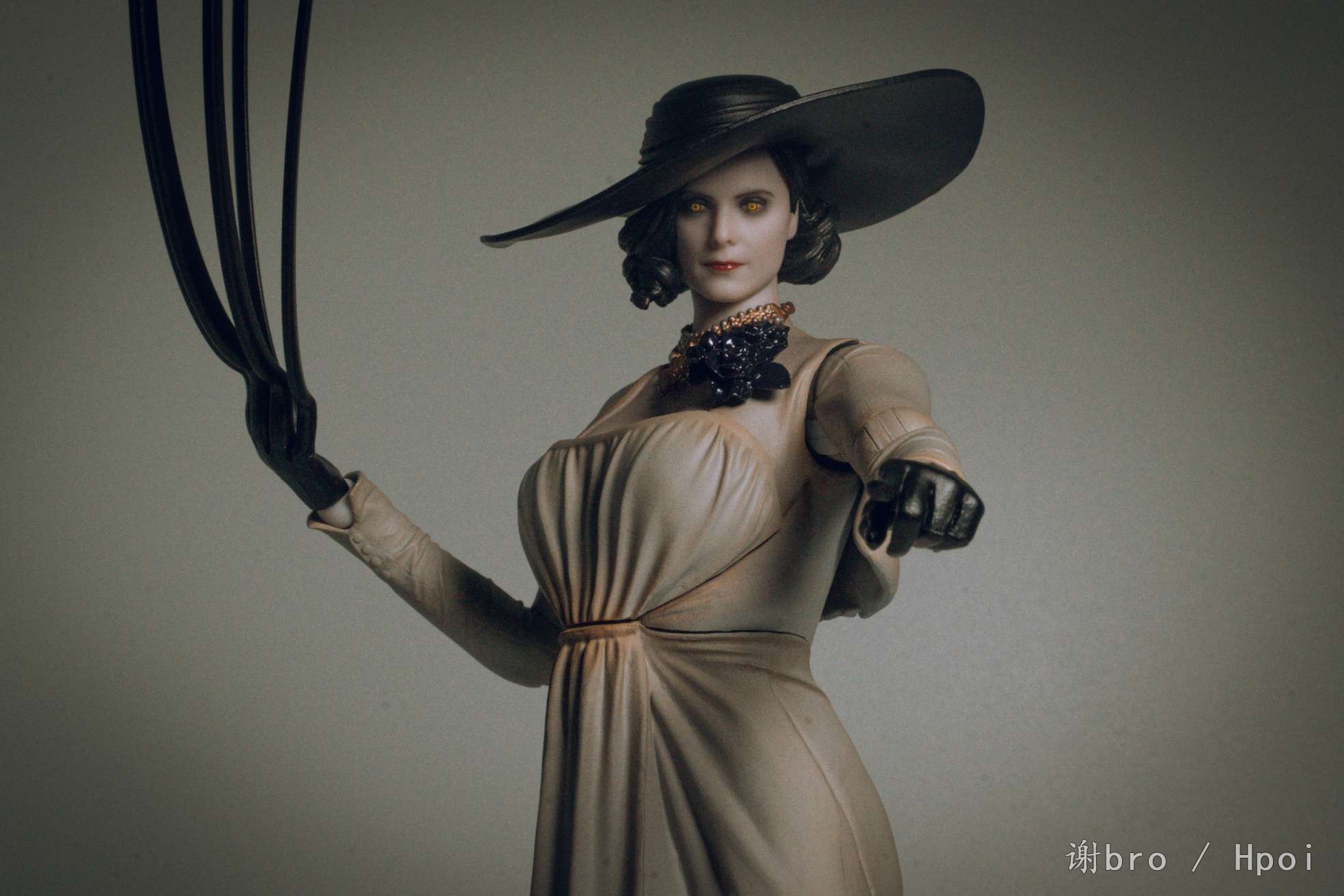 生化危机8 蒂米特雷斯库夫人 | Hpoi手办维基